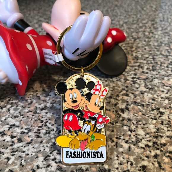 Disney | Accessories | Disney Parks Walt Disney World Mickey Keychain ...